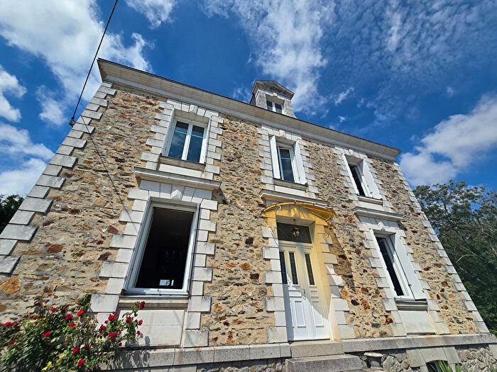 Saint-Aignan-Grandlieu - Maison 14 pièces à vendre