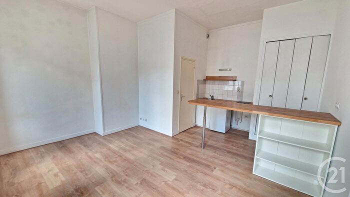 Appartement 1 pièce à Rouen, Vieux Marché, Cathédrale, à louer