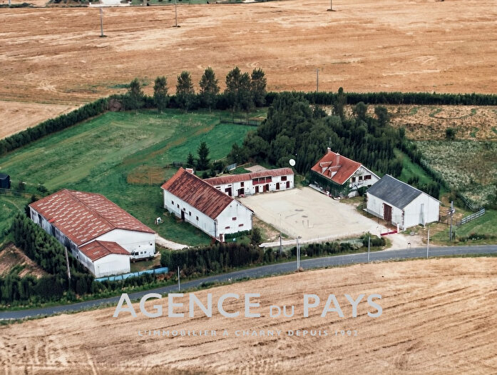 Maison à vendre - Melleroy - 15 pièces - 10 chambres