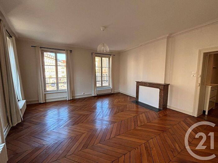 Appartement à louer - Metz, Centre-ville - 2 pièces - 1 chambre