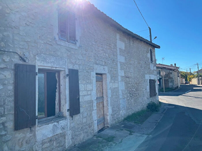 Maison à vendre - Ruelle-sur-Touvre - 3 pièces - 2 chambres