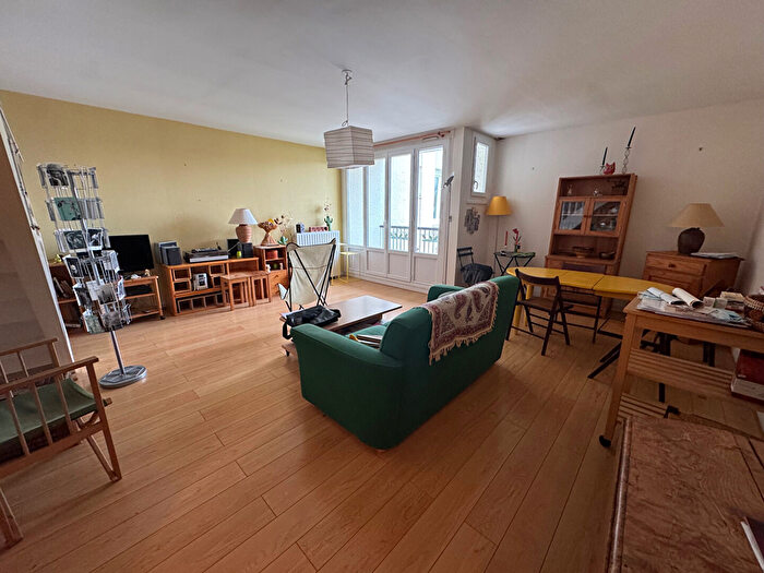 Appartement à vendre - Orléans, Saint-Marc, Faubourg Bourgogne - 3 pièces - 2 chambres