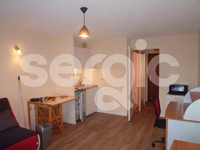 Olivet, Larry, Coin Rond, Lorette : Appartement 1 pièce à louer