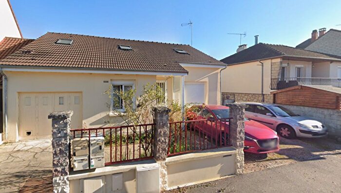 Appartement à louer - La Verrière - 2 pièces - 1 chambre