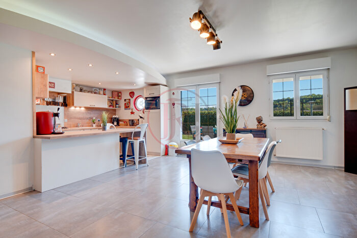 Maison 10 pièces à vendre à Glamondans