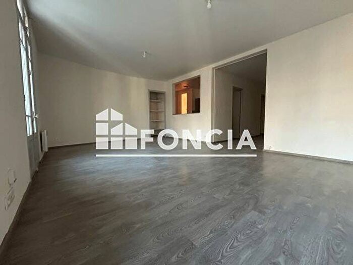Appartement à louer - Clémenceau, Perpignan - 3 pièces - 2 chambres