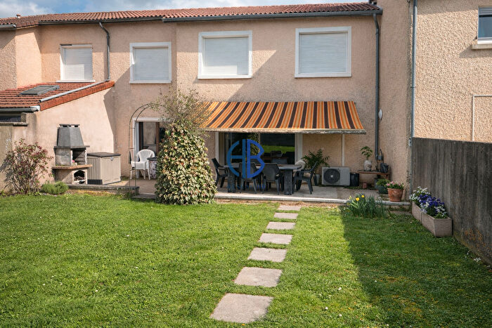 Maison à vendre - Morestel - 7 pièces - 5 chambres