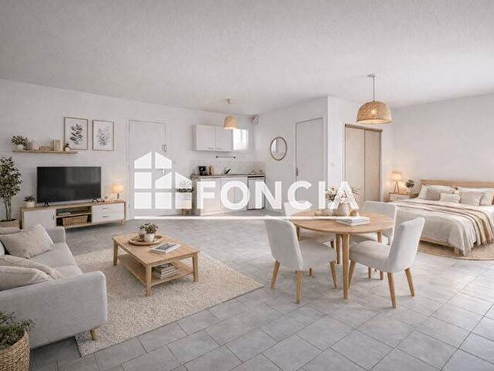 Appartement à louer - Sud, Les Angles - 1 pièce