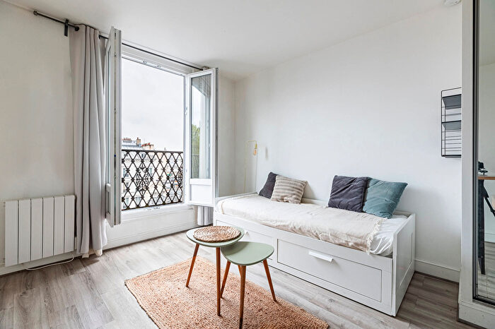 Paris 10ème, Louis Blanc, Aqueduc : Appartement 1 pièce à louer