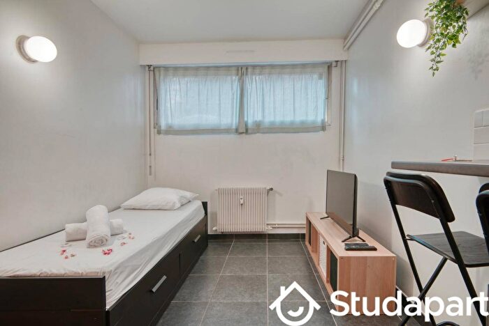 Appartement à louer - Le Rouet, Marseille ème arrondissement - 1 pièce