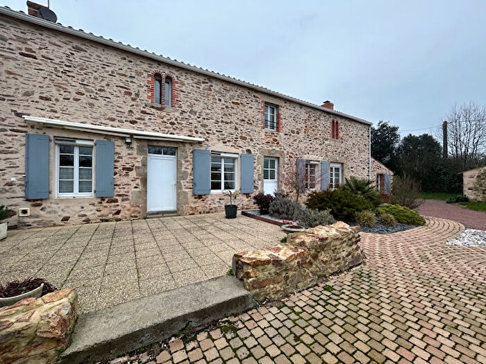 Maison 7 pièces à louer - Martinet