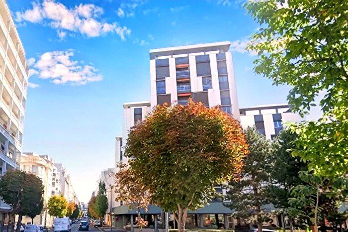 Clermont-Ferrand, Vallières, Sallins, Poncillon - Appartement 5 pièces à vendre