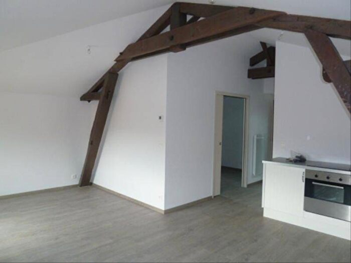 Est, Belleville-en-Beaujolais : Appartement 2 pièces à louer