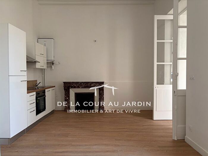 Appartement 2 pièces à vendre - Orléans, Bourgogne, Saint-Euverte