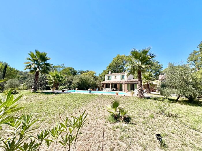 Maison 6 pièces à vendre à Besse-sur-Issole