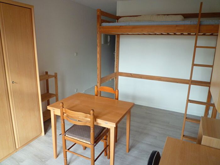 Appartement 1 pièce à louer - Caen, Folie Couvrechef