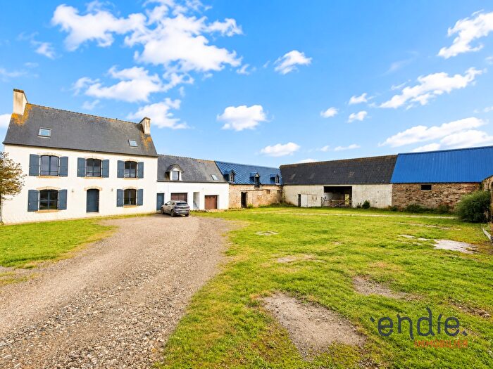Maison 6 pièces à vendre à Plonévez-Porzay