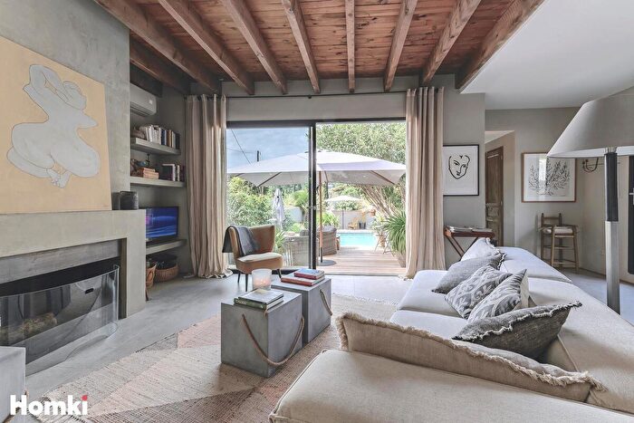 Maison à vendre - Villeneuve-lès-Avignon, Pasteur, Bellevue - 6 pièces - 3 chambres