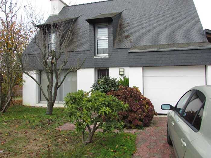 Maison à louer - Plouhinec - 4 pièces - 3 chambres