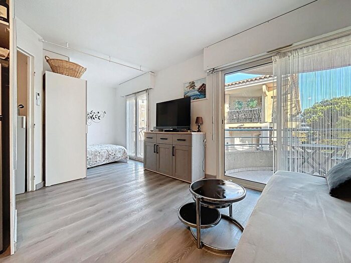 Appartement à vendre - Fréjus, Fréjus Plage - 1 pièce