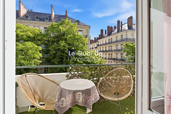 Grenoble, Centre-ville : Appartement 3 pièces à vendre