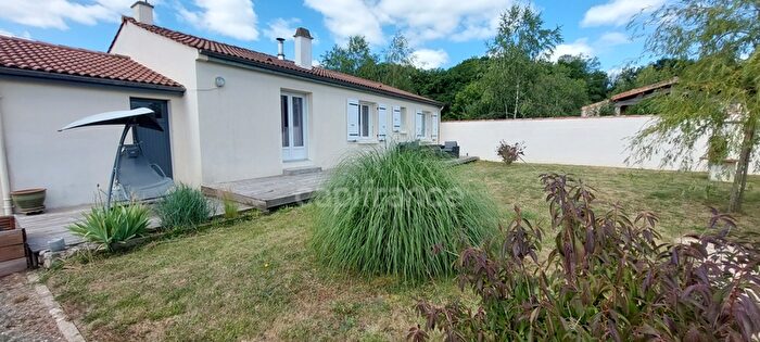 Mervent - Maison 5 pièces à vendre