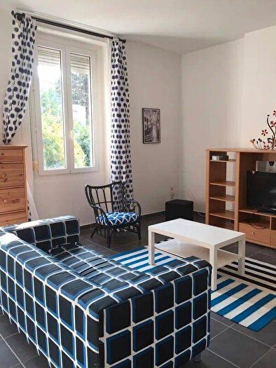 Appartement à louer - Saint-Étienne - 4 pièces - 3 chambres