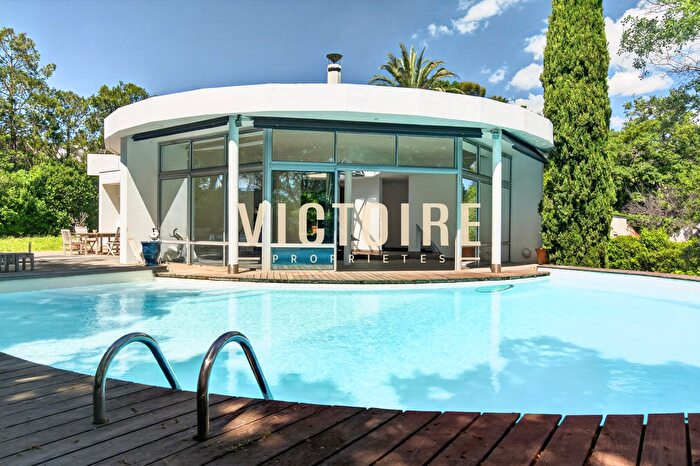 Marseille 12ème, Les Trois Lucs : Maison 7 pièces à vendre