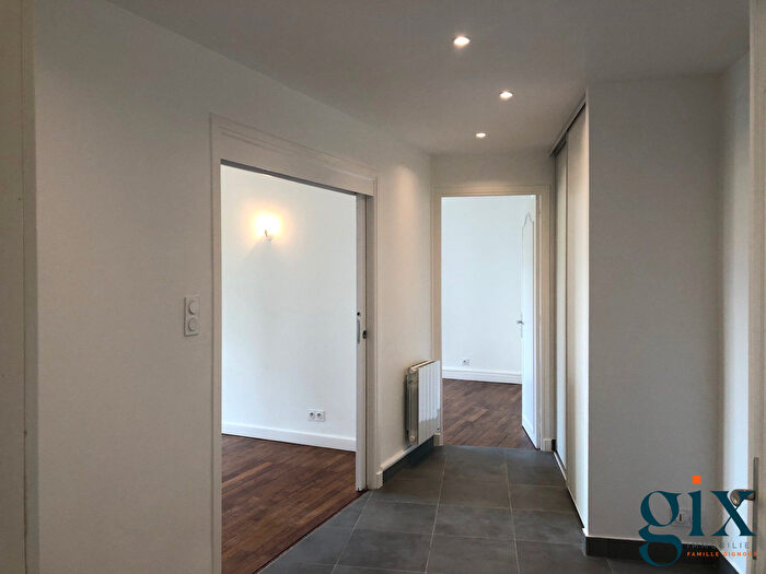 Grenoble, Eaux-Claires, Mistral : Appartement 2 pièces à louer