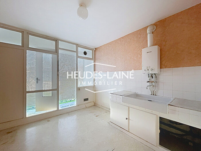 Appartement à vendre - Avranches - 4 pièces - 3 chambres