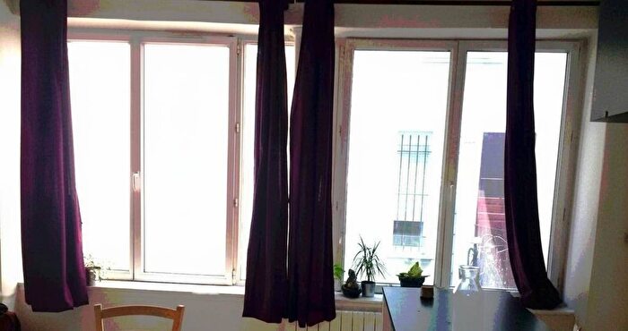 Belleville-Saint Maur, Paris 11ème arrondissement - Appartement 1 pièce à louer