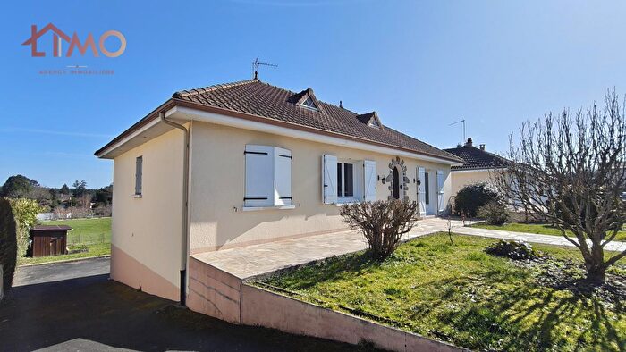 Maison à vendre - Chaptelat - 5 pièces - 4 chambres