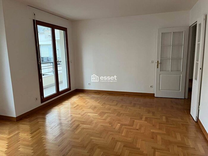 Appartement 4 pièces à louer à Bécon, Courbevoie