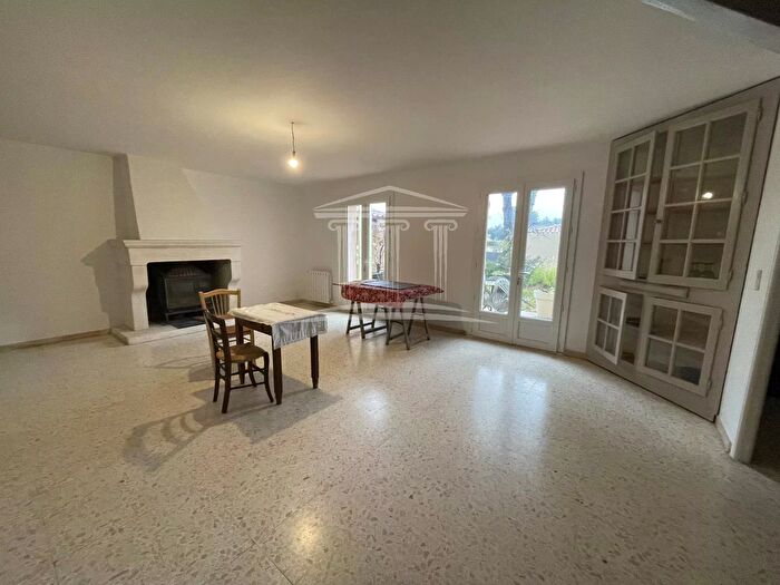 Maison 4 pièces à Sorgues, Centre-ville, à louer