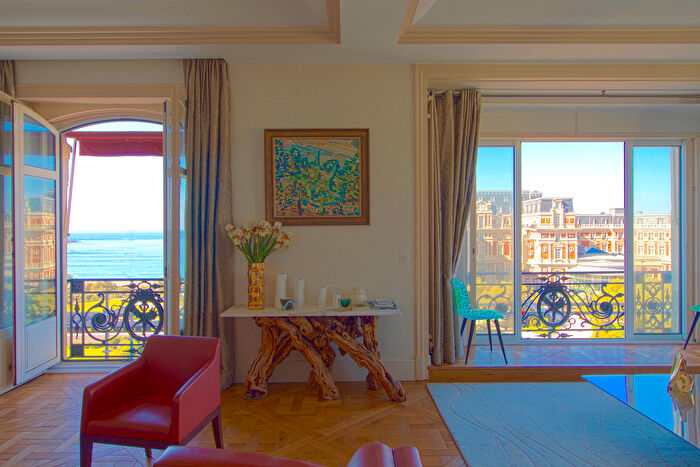 Appartement à vendre - Biarritz, Saint-Charles, Phare, Larochefoucauld - 6 pièces - 3 chambres