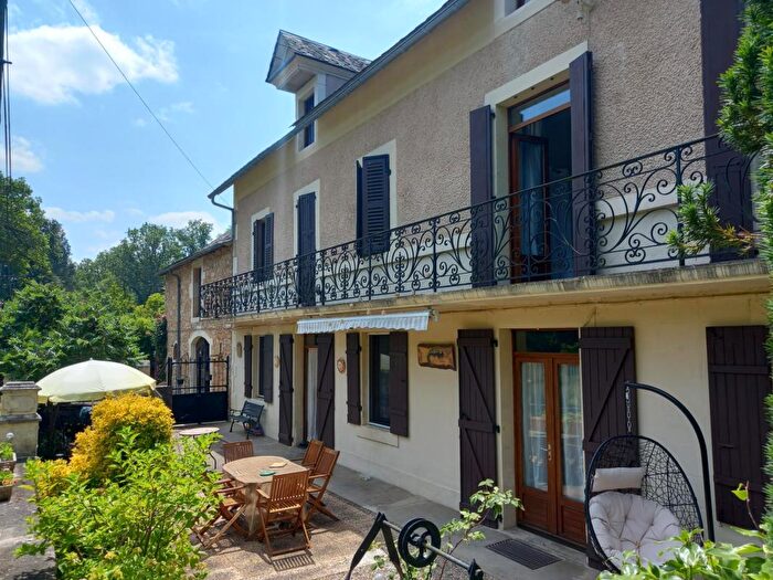 Maison 9 pièces à vendre à Villeneuve