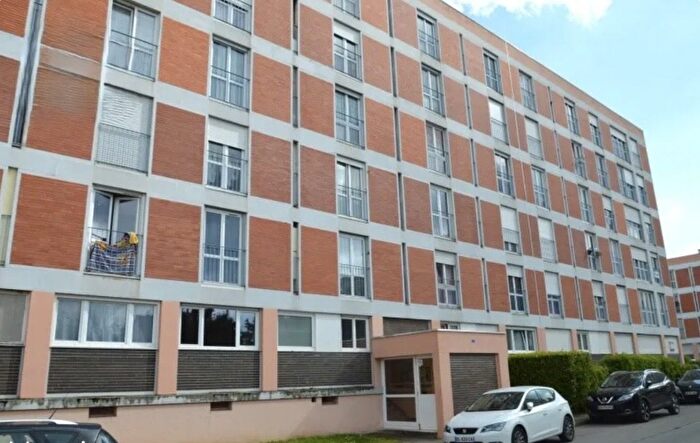 Appartement à vendre - Saint-André-les-Vergers - 3 pièces - 2 chambres