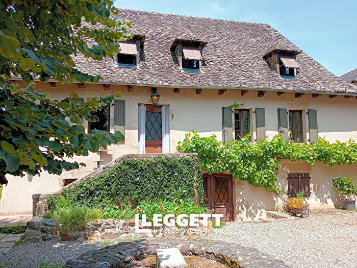 Maison à vendre - Argentat - 10 pièces - 5 chambres