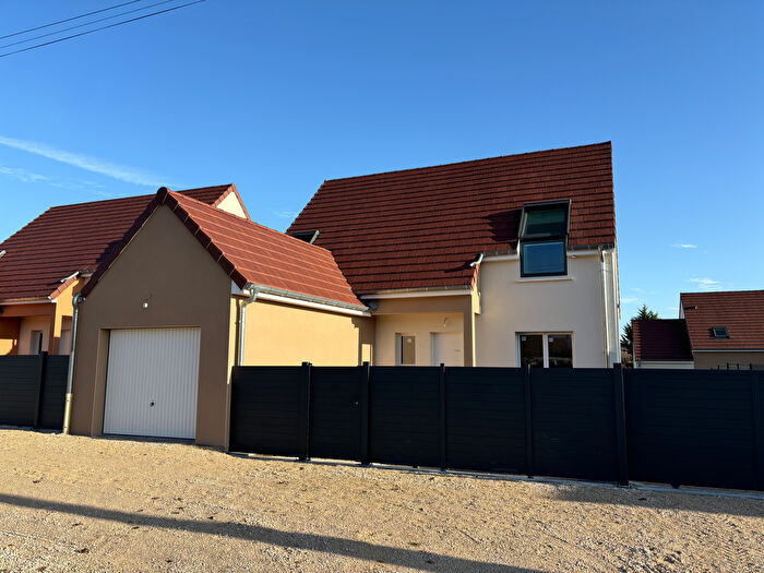 Maison à vendre - Norges-la-Ville - 5 pièces - 4 chambres