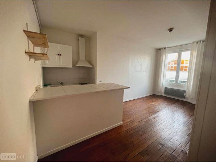 Appartement à louer - Centre Ville, Reims - 2 pièces - 1 chambre