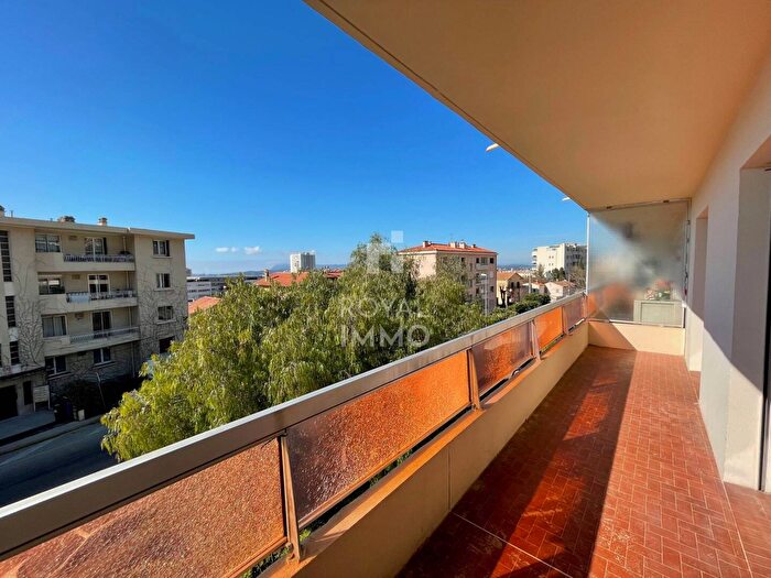 Appartement à louer - Le Faron-Fort-Rouge, Toulon - 3 pièces - 2 chambres