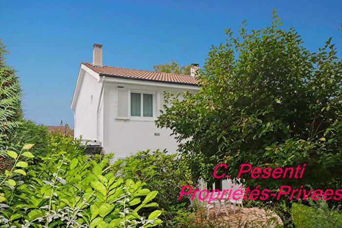 Maison à vendre - Bussy-Saint-Georges, Clos, Tillet, Génitoy, Golf - 5 pièces - 3 chambres