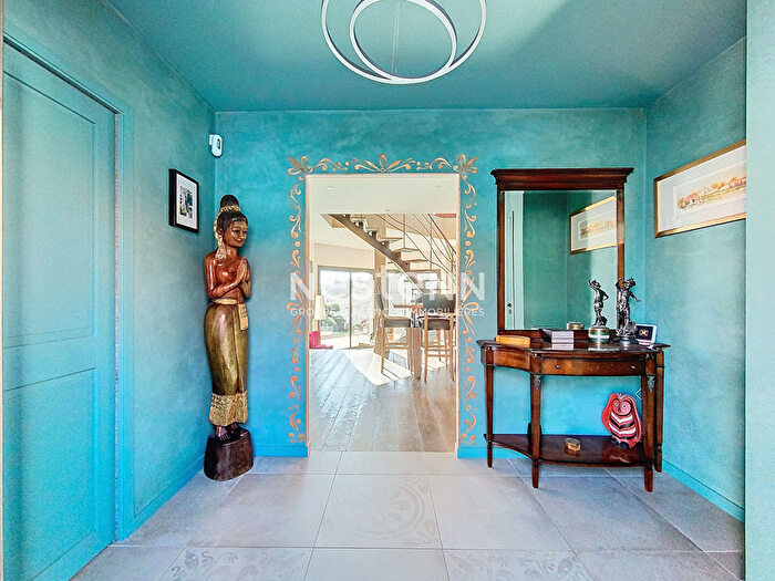 Maison à vendre - Saint-Gilles-Croix-de-Vie - 5 pièces - 3 chambres