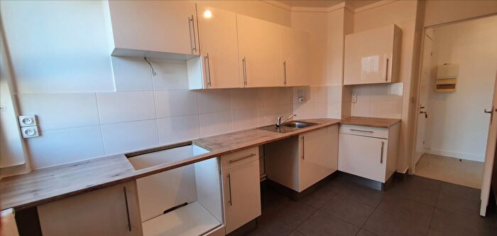 Appartement 3 pièces à louer à Nanterre, Vieux Pont