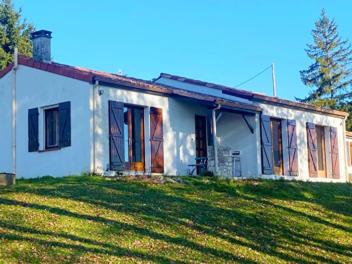 Maison à vendre - Castillonnès - 6 pièces - 2 chambres