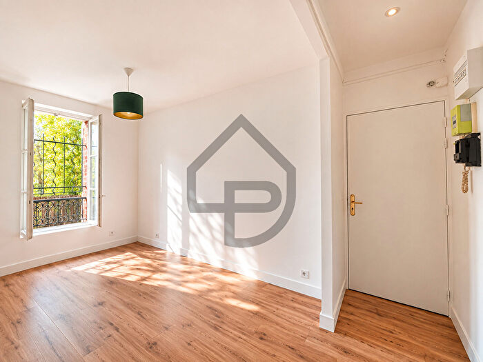 Paris 19ème, Jourdain, Pyrénées : Appartement 2 pièces à vendre
