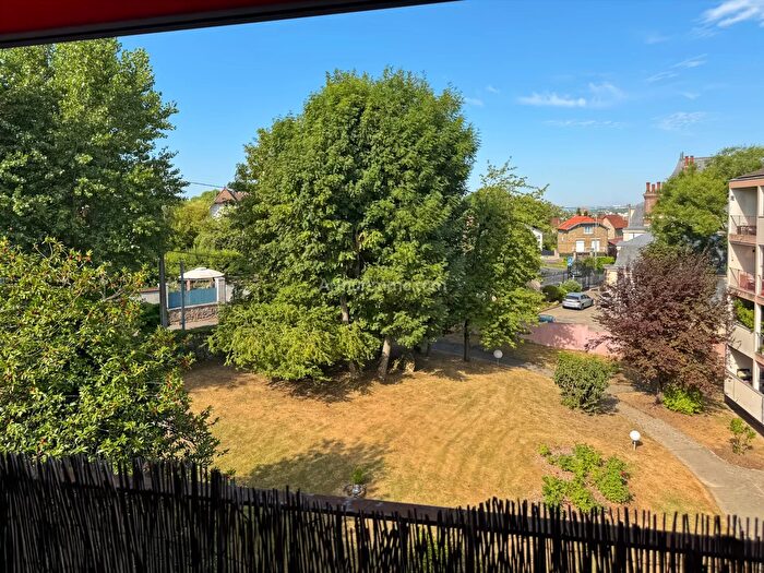 Appartement 3 pièces à Lagny-sur-Marne, Saint-Denis, Plateau, à vendre