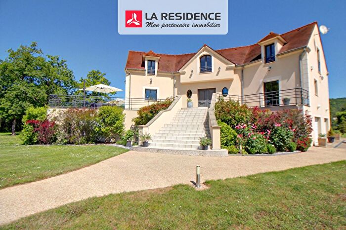 Moisson - Maison 9 pièces à vendre