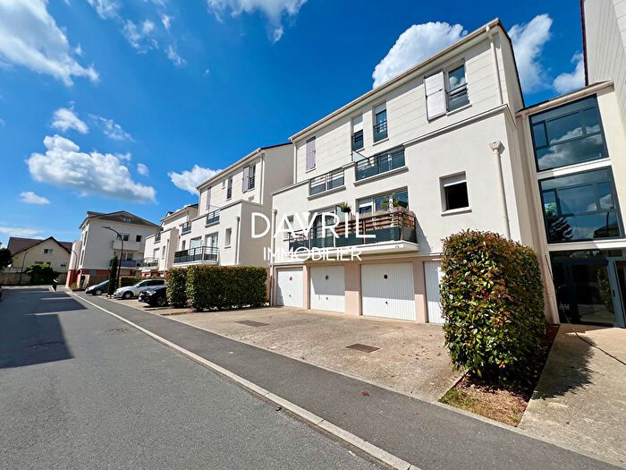 Appartement 4 pièces à vendre à Conflans-Sainte-Honorine, Romagné, Renouveau