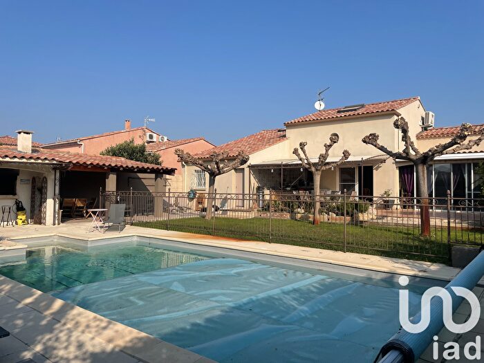 Maison à vendre - Fourques - 6 pièces - 4 chambres